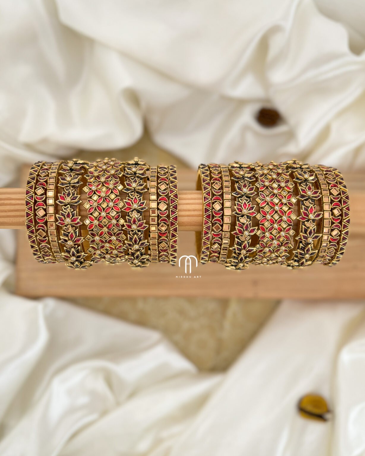 Kundan Bangles – Lotus & small eye (Red & Golden Pearl ) – mirdhuart.com