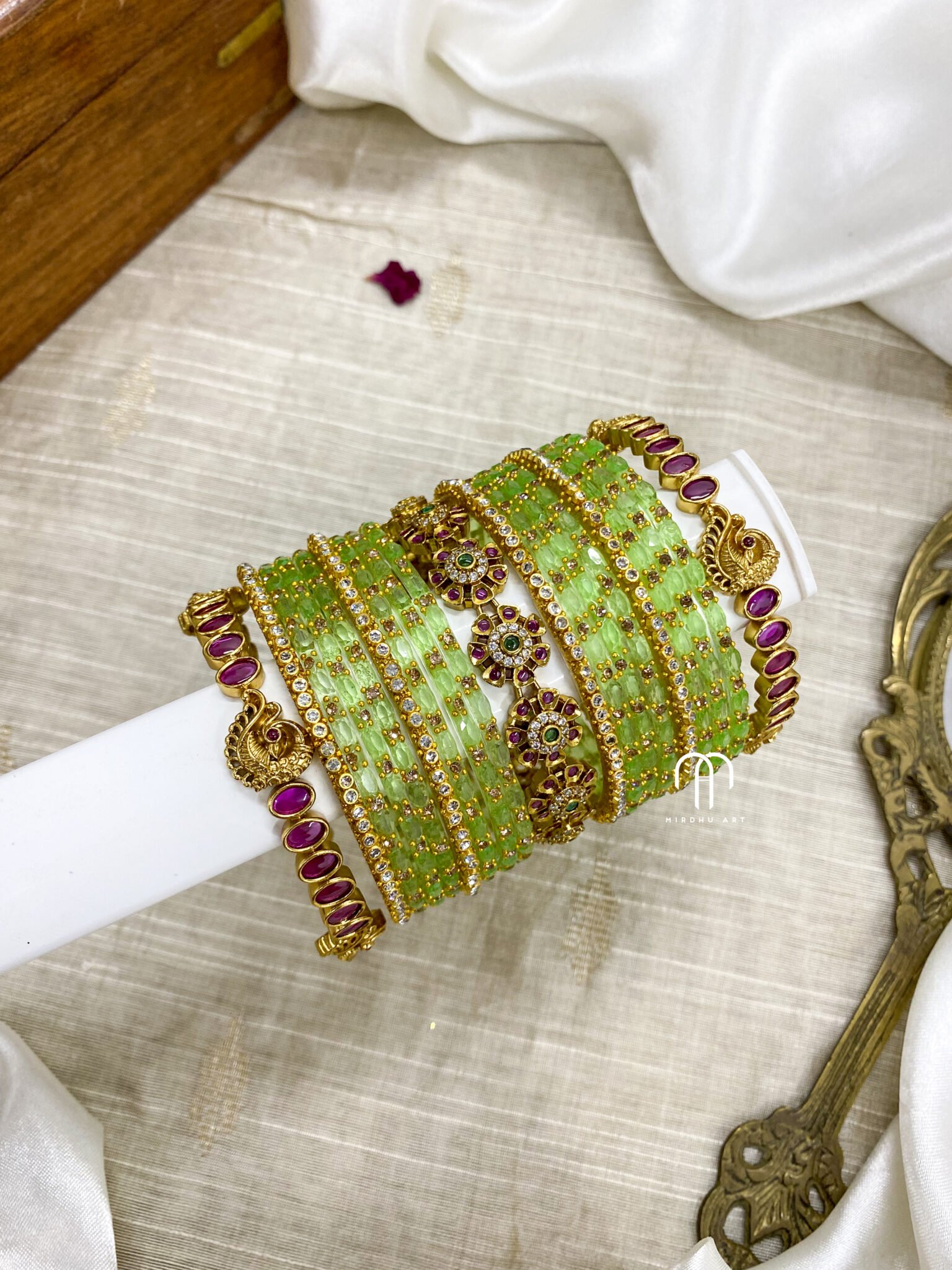 Flower Bangles (Turquoise Green) – mirdhuart.com